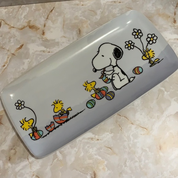 Peanuts | Dining | Peanuts Snoopy Easter Ceramic Serving Plater | Poshmark